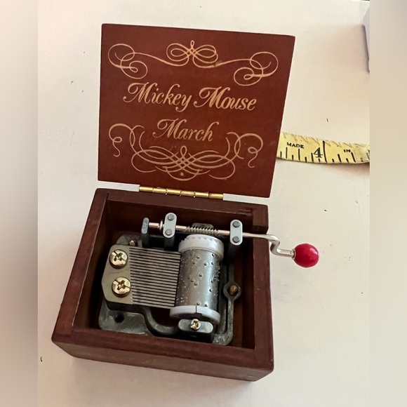 Disney | Accents | Walt Disney World Wooden Hand Crank Music Box Mickey ...